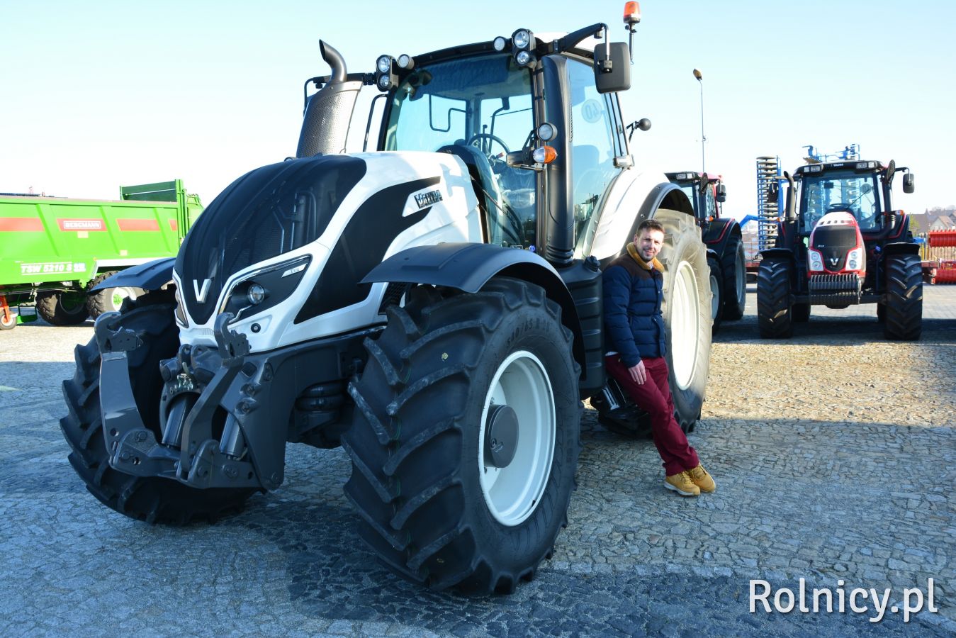 Valtra T174 Versu - Walk Around, zdjęcia - Rolnicy.pl