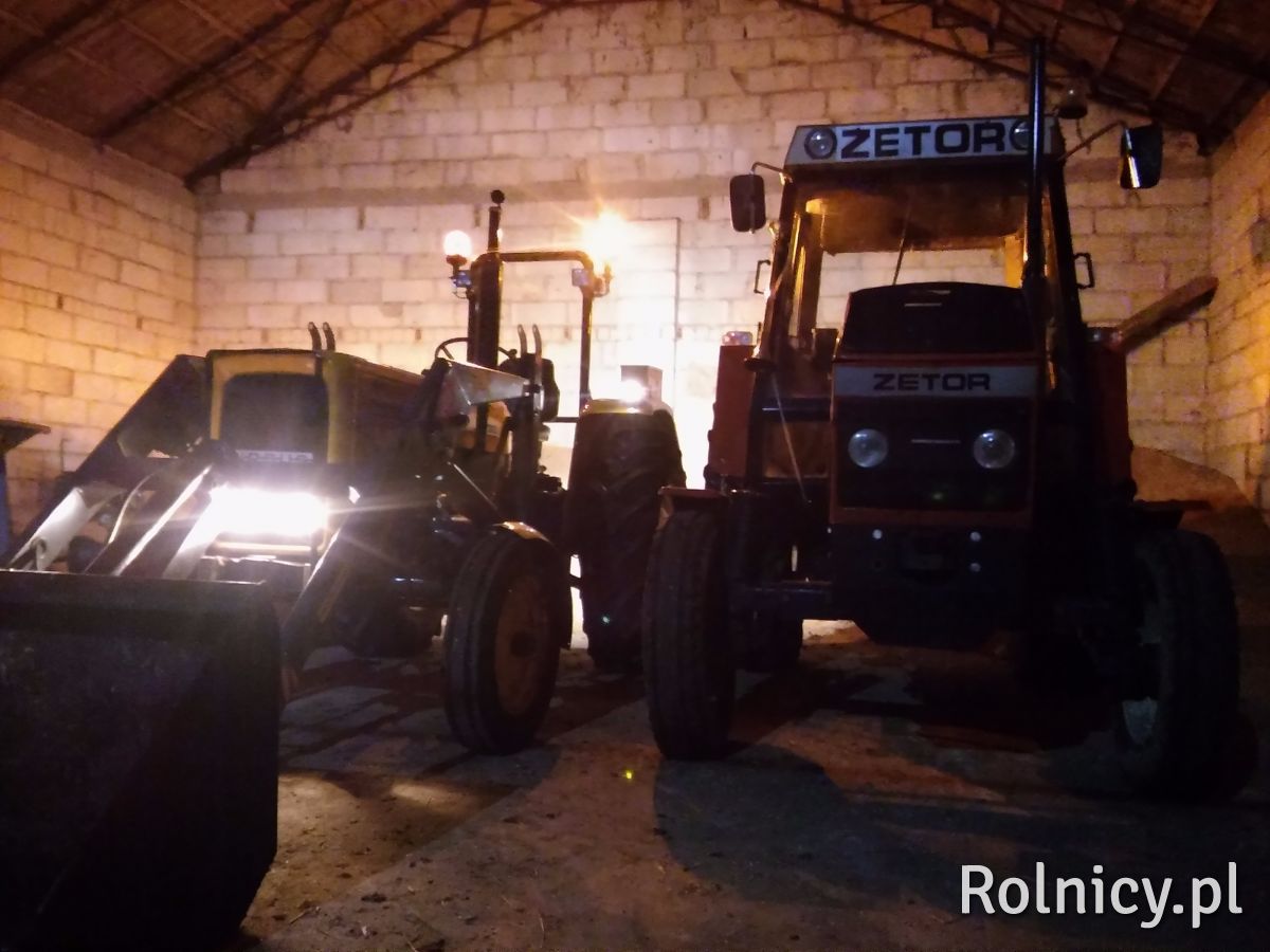 Kuzynowie: ursus c360 i zetor 8111, zdjęcia - Rolnicy.pl