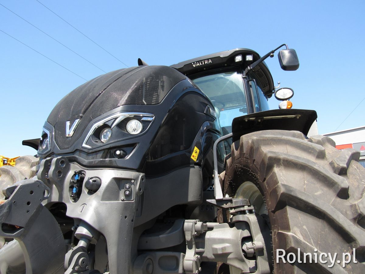 Valtra S374, zdjęcia - Rolnicy.pl