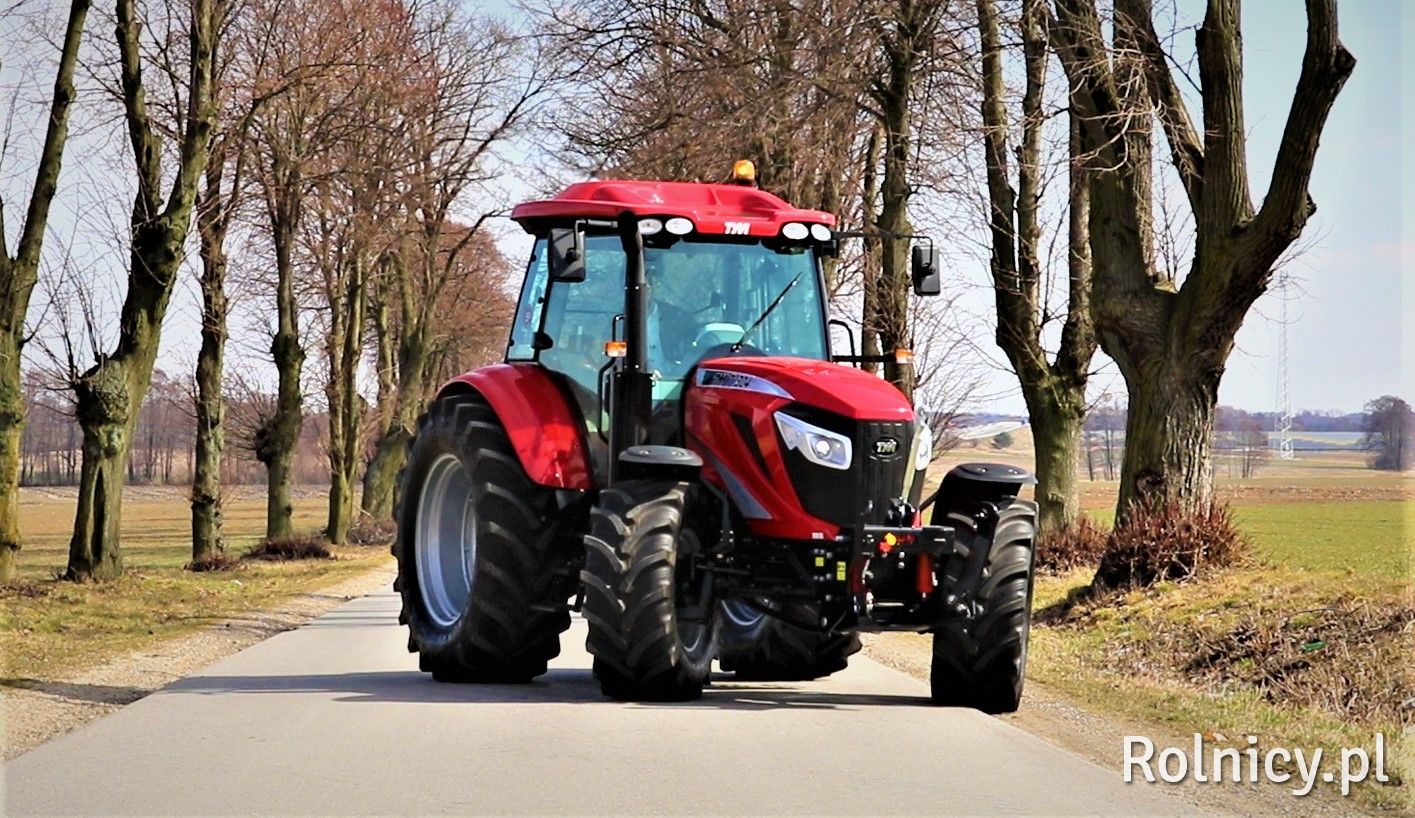 Prezentacja nowego ciągnika TYM T1304, zdjęcia - Rolnicy.pl