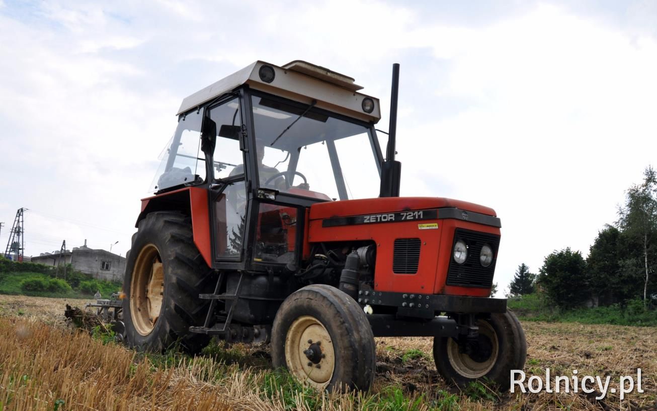 Zetor 7211 - dane techniczne, cena, opinie, zdjęcia, forum, spalanie ...