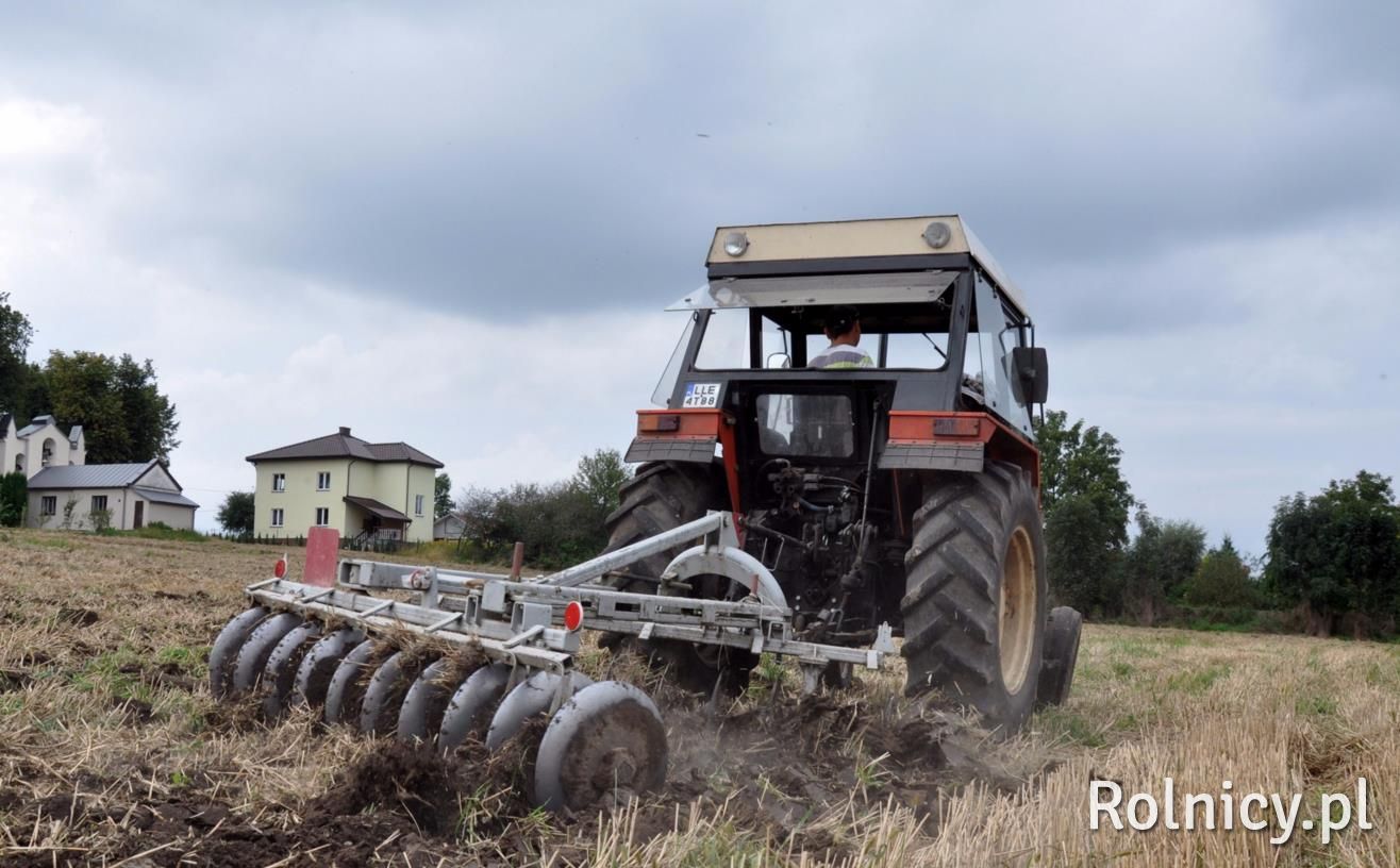 Zetor 7211 - dane techniczne, cena, opinie, zdjęcia, forum, spalanie ...