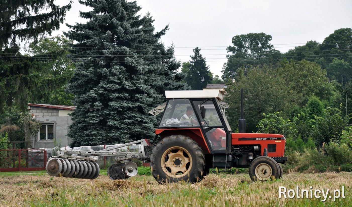 Zetor 7211 - dane techniczne, cena, opinie, zdjęcia, forum, spalanie ...